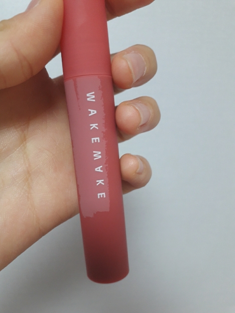 웨이크메이크(WAKEMAKE) 벨벳 파우더 립 [05 카머핑크] 파워리뷰 by 고야미러버 - 언니의파우치