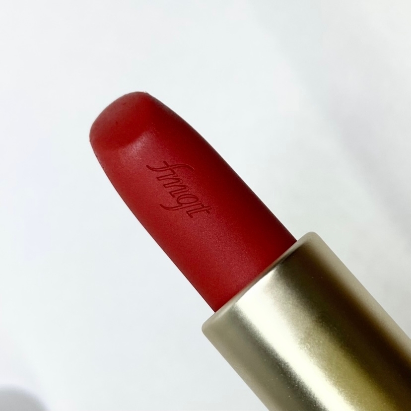 fmgt (에프엠지티) 뉴 볼드 벨벳 립스틱 [07 뉴볼드레드] 파워리뷰 by 강해져라피부야 - 언니의파우치