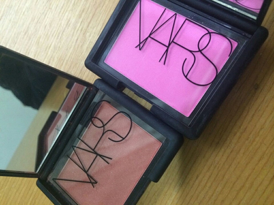 NARS 炫色腮紅 Taos 파워리뷰 by 狂人 - 언니의파우치