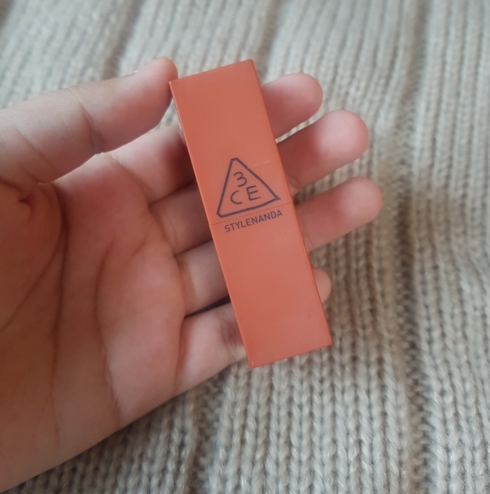 쓰리컨셉아이즈(3CE) 무드레시피 매트 립컬러 [#220 HIT ME UP] 파워리뷰 by okkk1201 - 언니의파우치