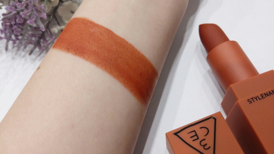 쓰리컨셉아이즈(3CE) 무드레시피 매트 립컬러 [#220 HIT ME UP] 파워리뷰 by - 언니의파우치