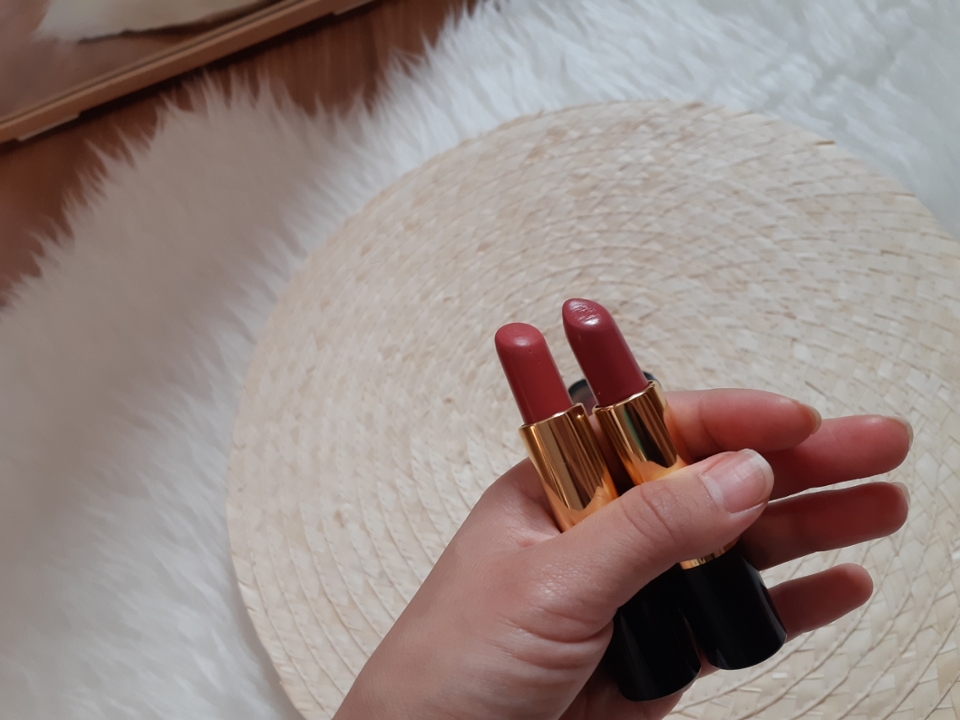 레브론(REVLON) 슈퍼 라스트러스 립스틱(435호 러브 댓 핑크) 파워리뷰 by 콩에인절 - 언니의파우치